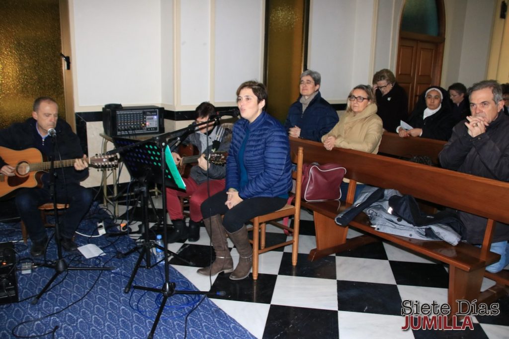 Mariola Alcocer y D´Colores Band ofrecieron un concierto solidario en ...