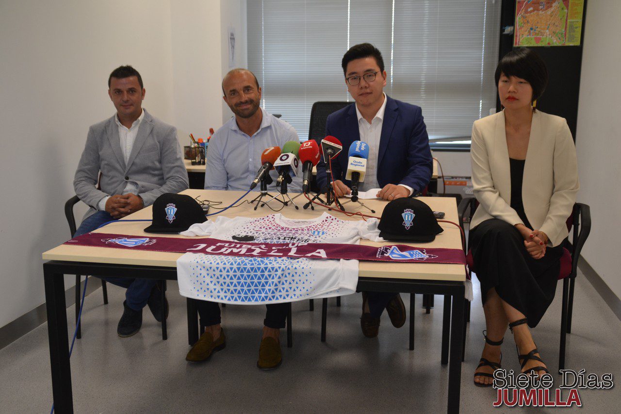 Li Xiang presidente y Ángel Cuellar nuevo entrenador del FC Jumilla ...